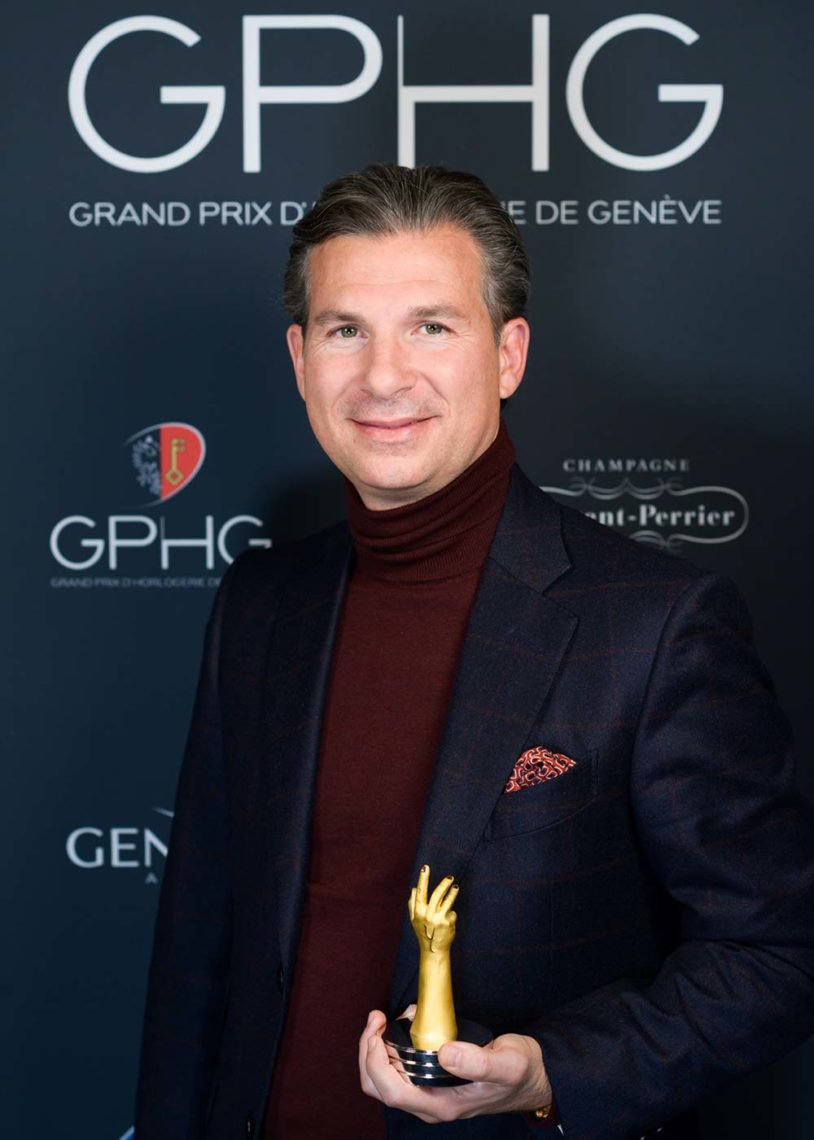 Dự trữ năng lượng đến 65 ngày, siêu phẩm Vacheron Constantin nhận giải ...