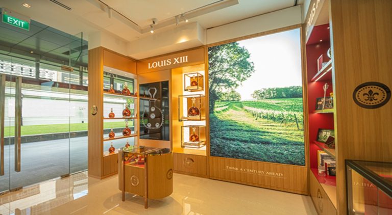 Head to The Whisky Distillery's flagship store at One Raffles Place for ...